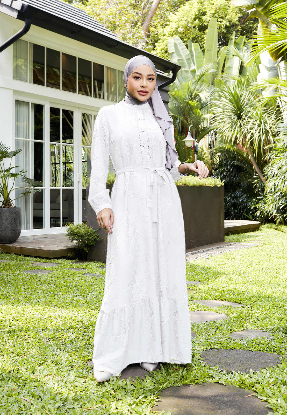 Geela X Aurelie Hermansyah Bahira White Dress | G.42146